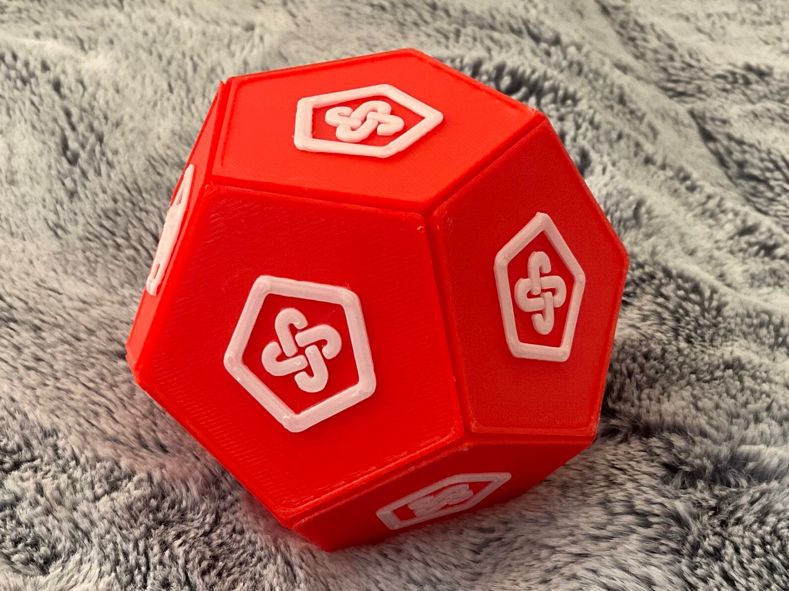 3d printed replacement “ball” for the Loona petbot - gary rambles
